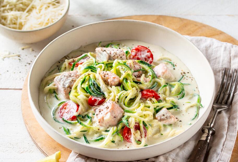 Zoodles mit Lachs für den Thermomix®