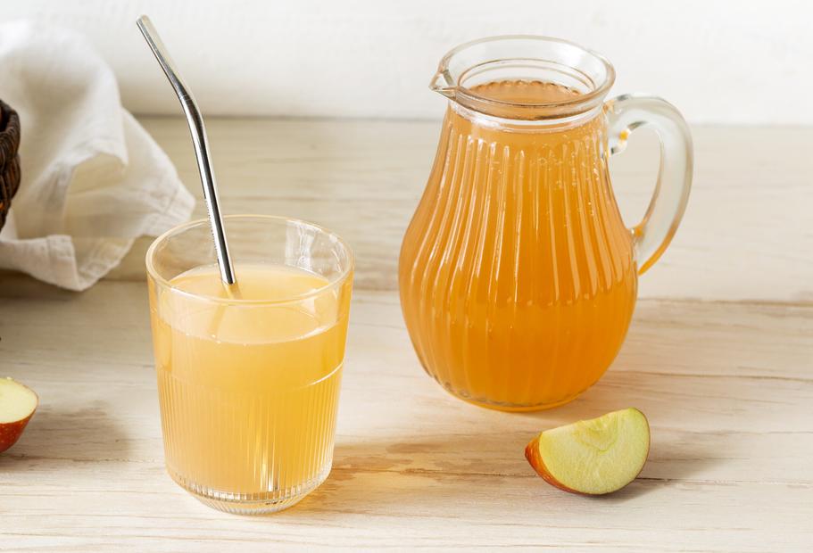 Spritzig-süßer Apfelsaft für den Thermomix®